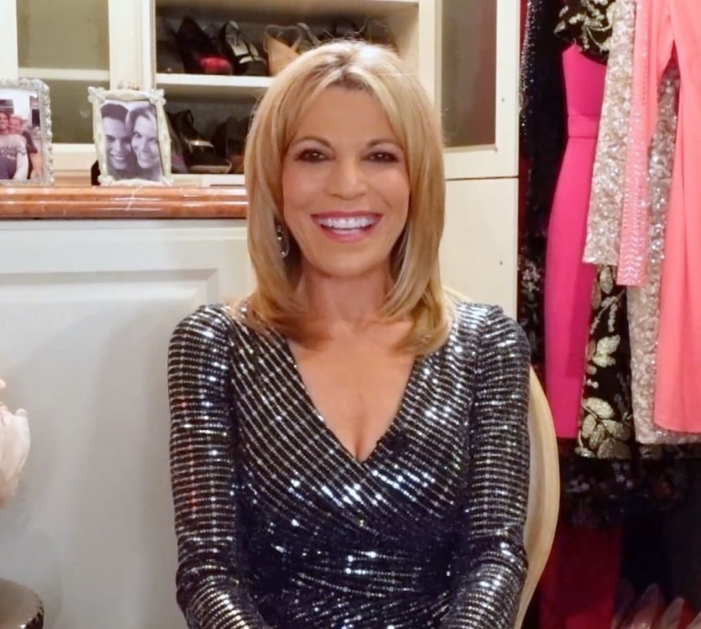 Vanna White Plastic Surgery Photos [Before & After] - Surgery4